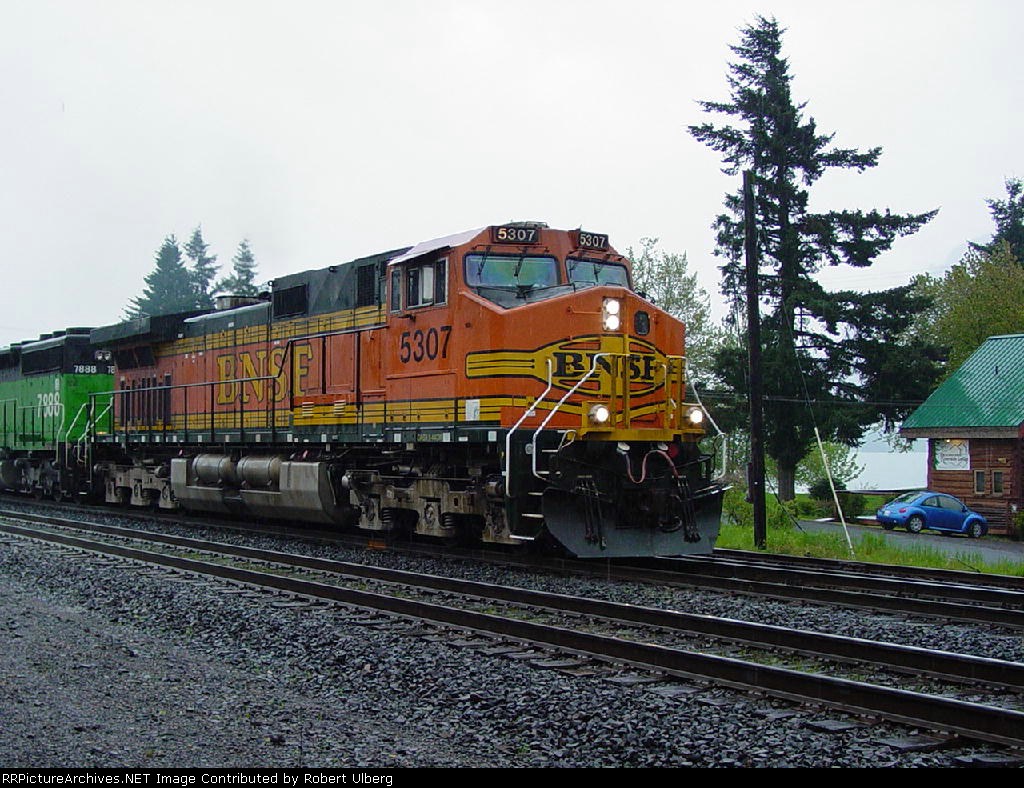 BNSF 5307